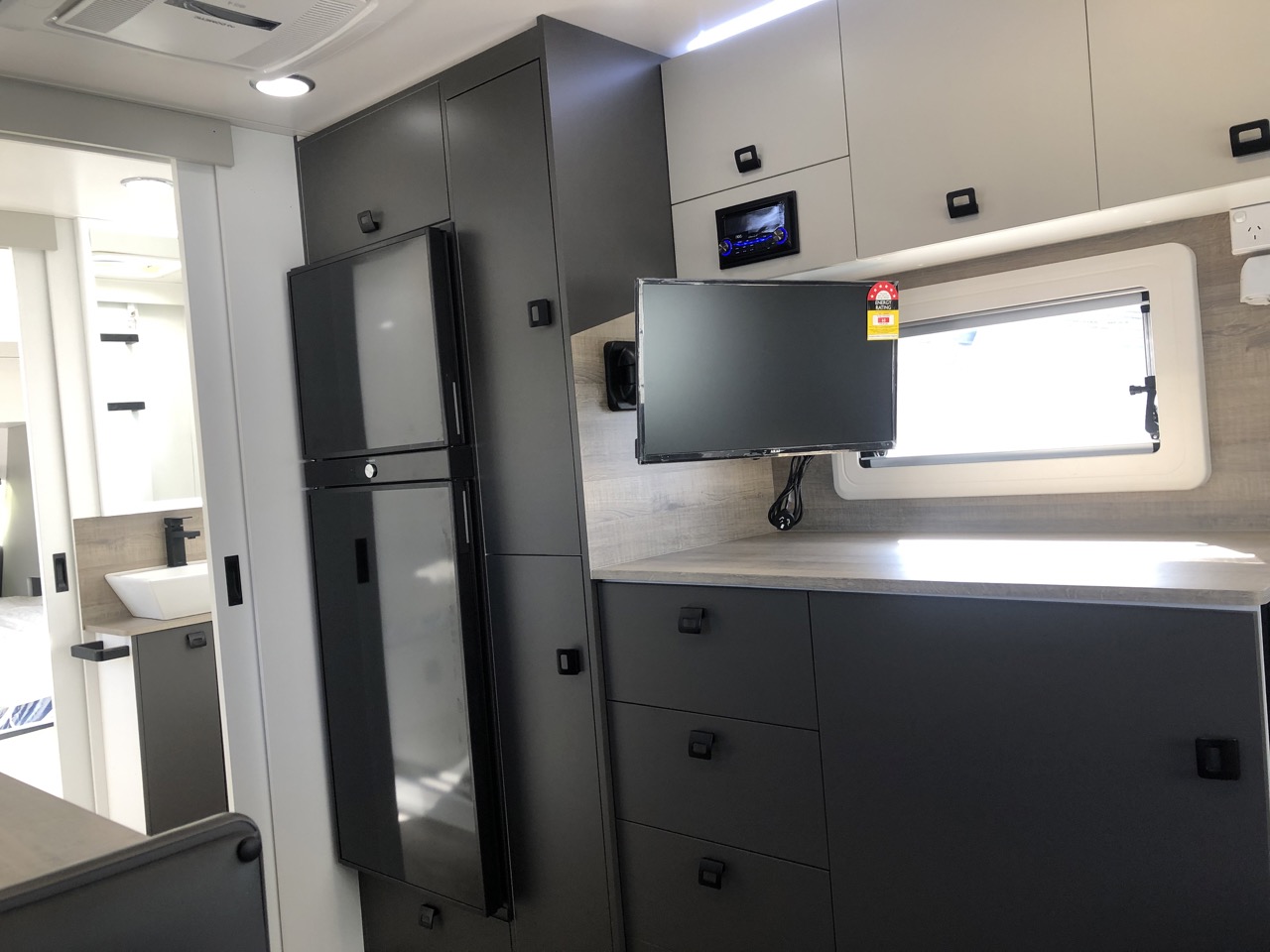 Franklin Club CX22 Caravan – Franklin Caravans Adelaide