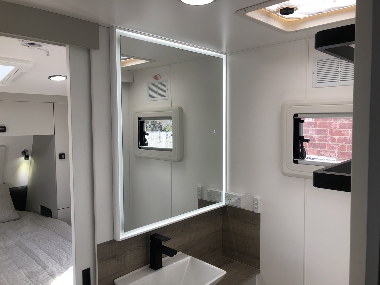 Franklin Club CX22 Caravan – Franklin Caravans Adelaide