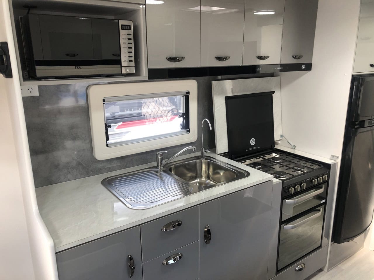 2023 Viscount V2 L Shape Lounge Caravan – Franklin Caravans Adelaide